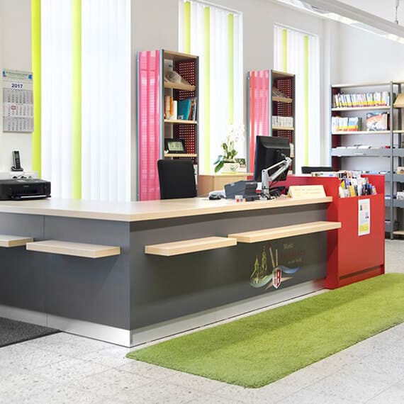 Information Desks + Systems - BCI Libraries